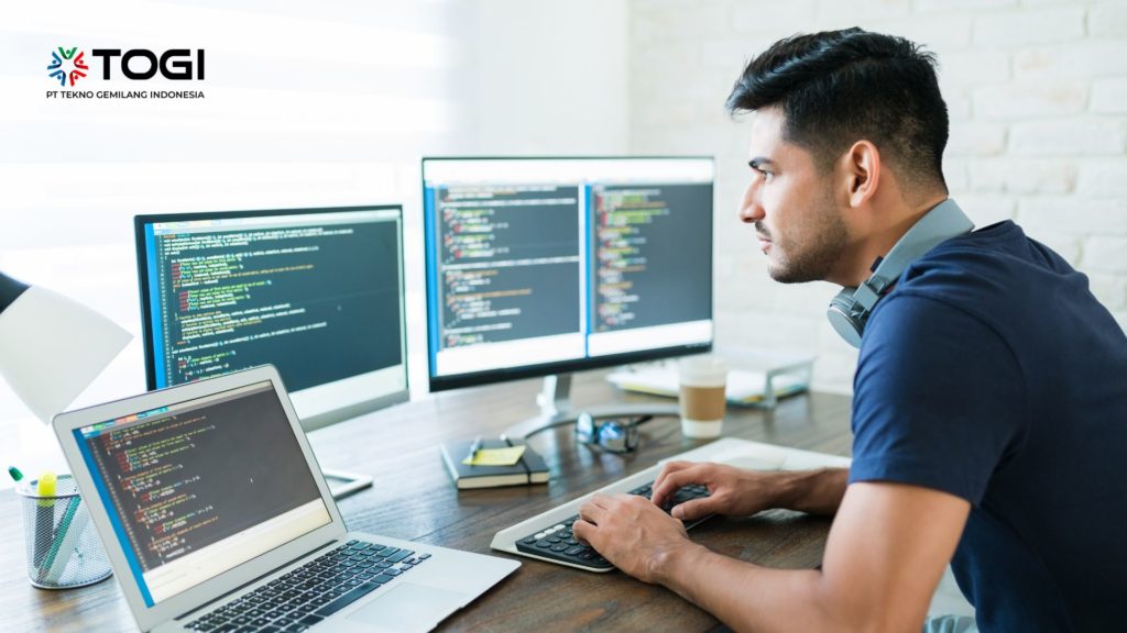 Wajib Tahu ini Syarat Menjadi Programmer Profesional