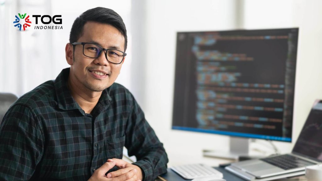 Pengertian Programmer: Gaji, Kualifikasi, Tugas dan Prospeknya Pengertian Programmer: Gaji, Kualifikasi, Tugas dan Prospeknya
